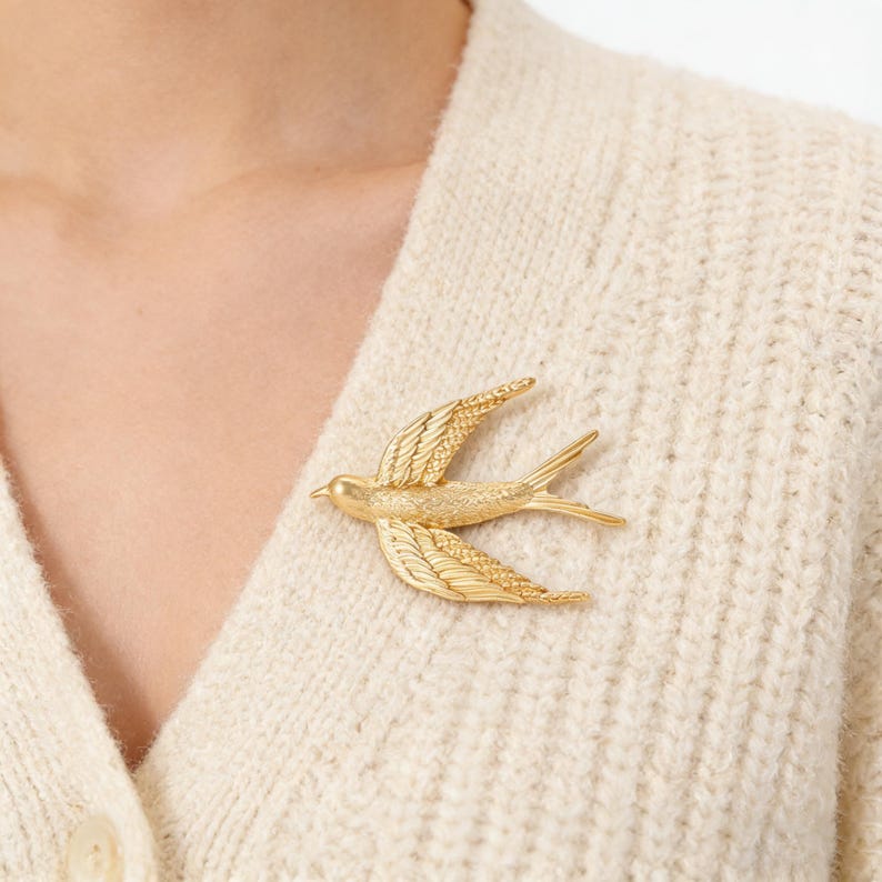 Vintage Enamel Swallow Bird Brooch, Matte Gold Retro Lapel Pin - Etsy