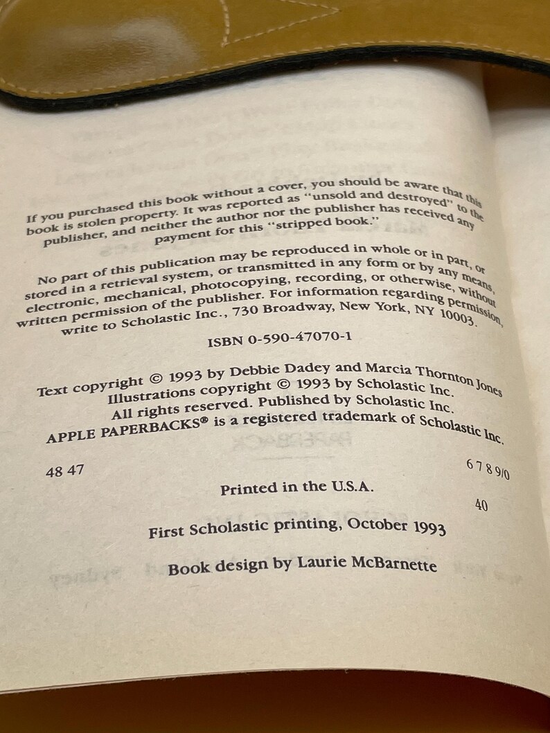 The Bailey School Kids #7: Aliens Don't Wear Bracelets by Debbie Dadey ...