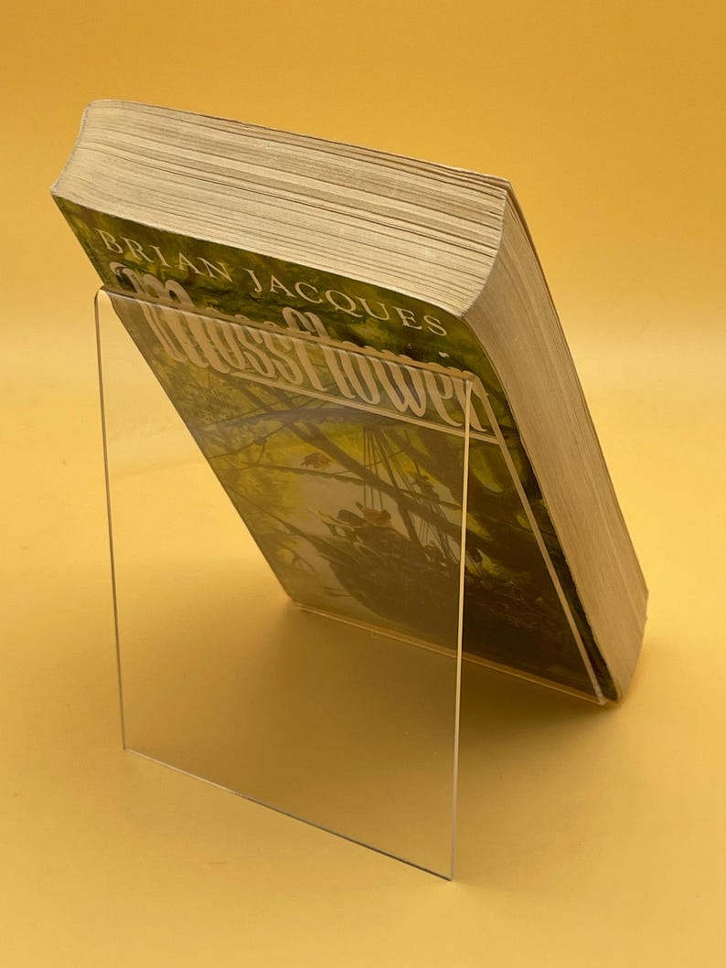 Mossflower by Brian Jacques (1988). Vintage Fantasy Paperback. - Etsy