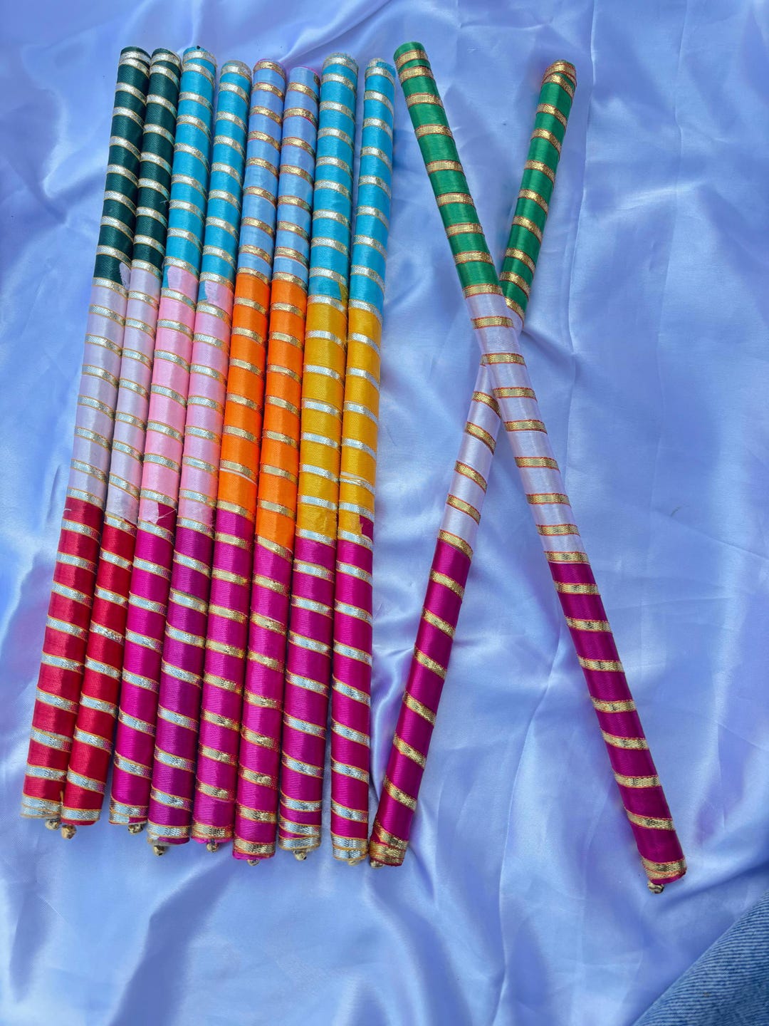 Decorative Wooden Dandiya Sticks: Garba, Sangeet, Navratri Dandiya ...