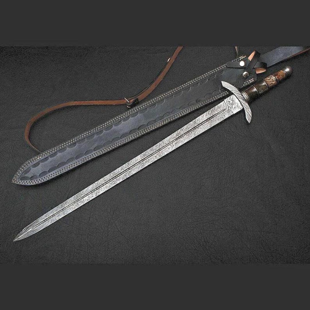 Hand-forged Damascus Steel Longsword | Medieval Replica Sword ...