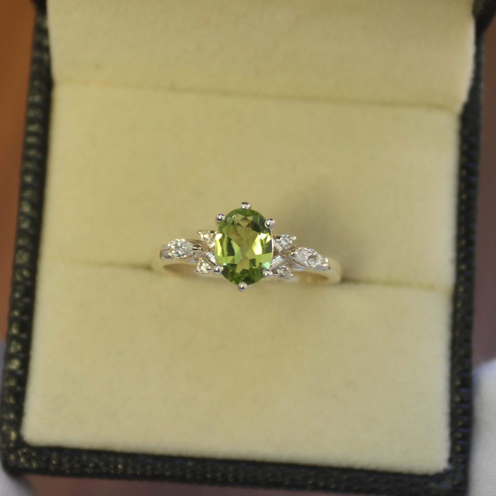Natural Oval Green Peridot Ring August Birthstone Faceted Peridot Solid ...