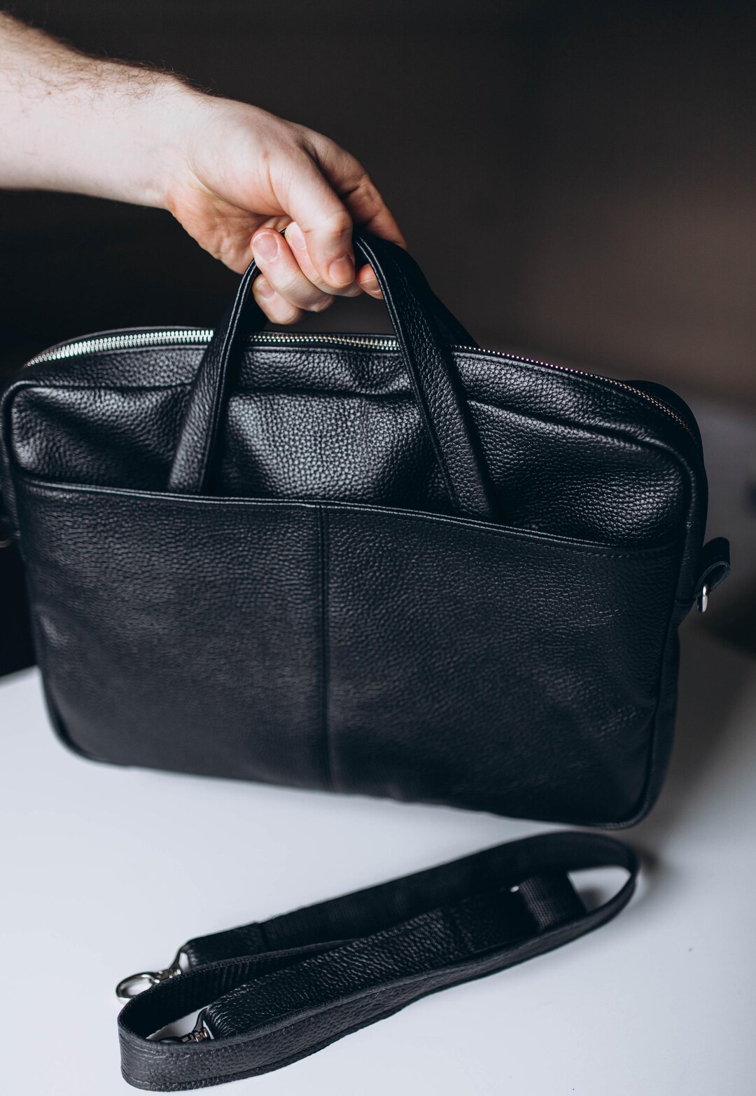 Leather Laptop Bag in Grained Leather (floater) – Business Stylish ...