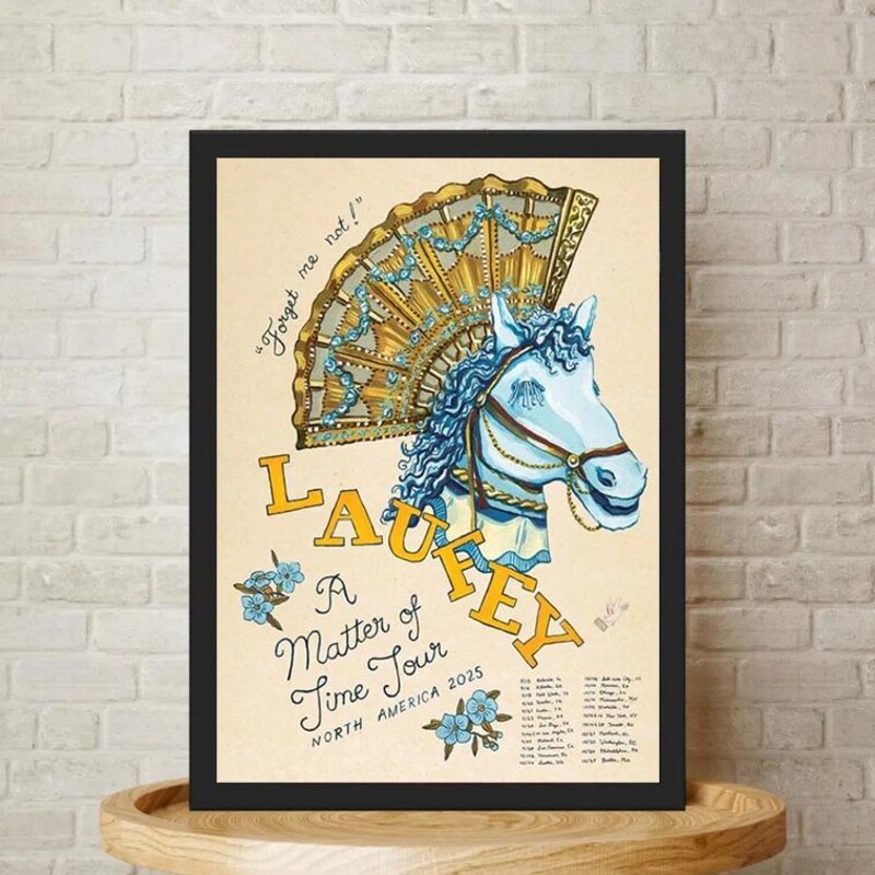 Laufey Poster - Etsy