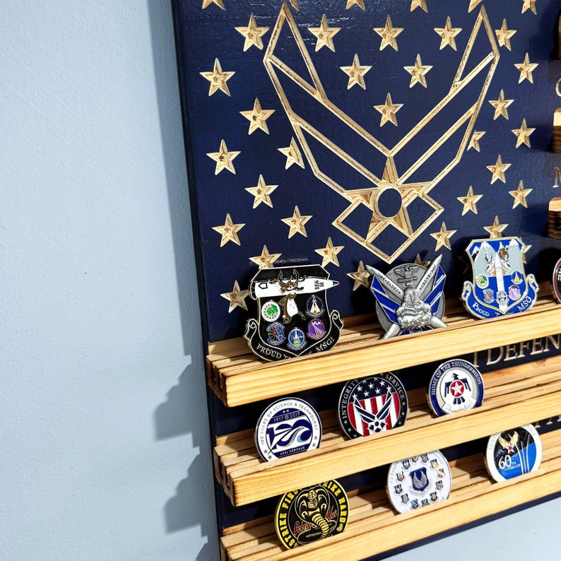 80 Coins Airman's Creed Challenge Coin Display Case Rack Holder US Air ...
