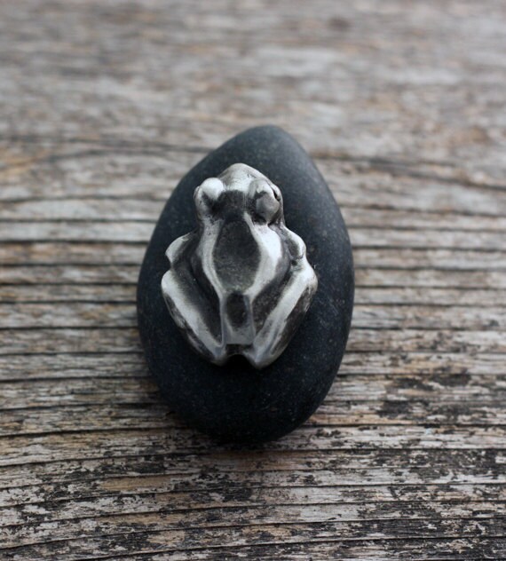 Tree Frog Sculpture - Etsy