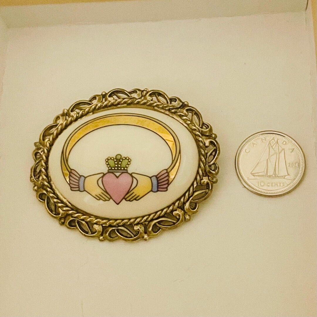 Irish Hand Painted Porcelain Brooch Donegal Claddagh Ring Pattern FREE ...
