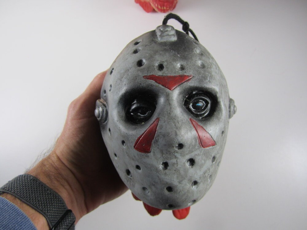 2 Shrunken Severed Heads Freddy Krueger Jason Vorhees Rubber Hanging ...