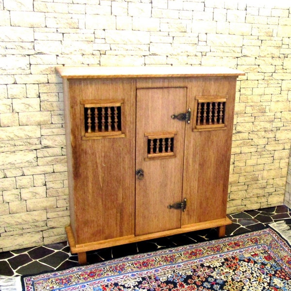 Medieval Dollhouse - Etsy