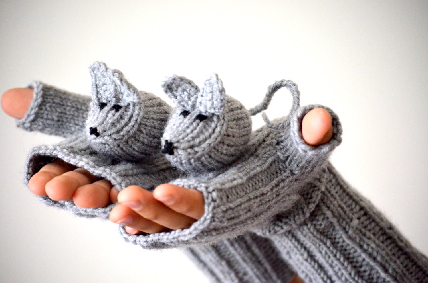 Hand Knit Winter Glove, Knitted Mice Gloves, Hand Puppet Glove, Cute ...