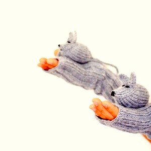 Hand Knit Winter Glove, Knitted Mice Gloves, Hand Puppet Glove, Cute ...