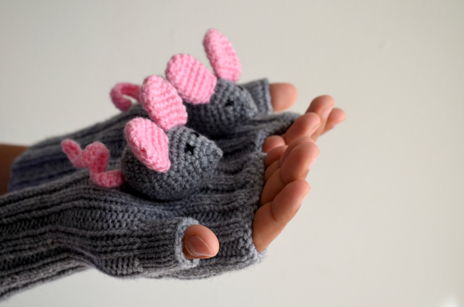 Etsy's Pcik Mice Gloves, Unique Gifts ,rat Fingerless Glove, Hand ...