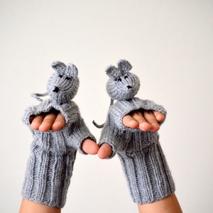 Hand Knit Winter Glove, Knitted Mice Gloves, Hand Puppet Glove, Cute ...