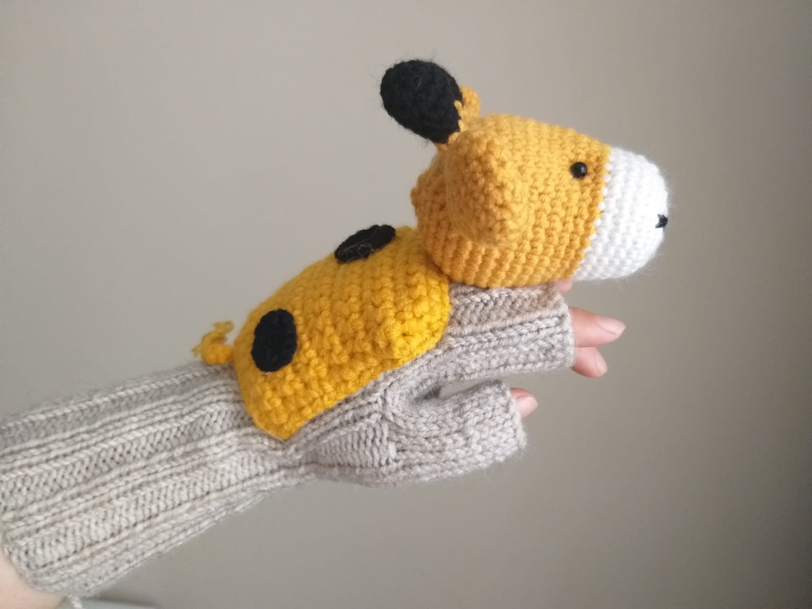 Honeycomb Knit Giraffe Fingerless, Crochet Amigurumi Mitten, Holiday ...
