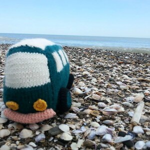Knitting Bus Toys Knitted Retro Soft Toy Mini Double Decker Bus Vehicle ...
