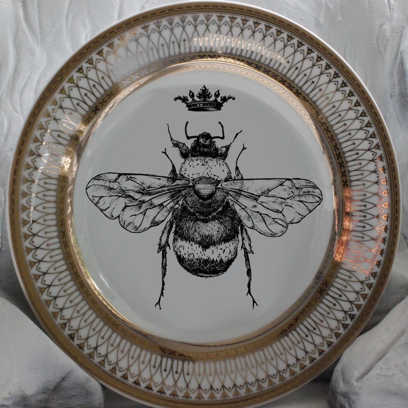 Napoleonic Bee - Etsy