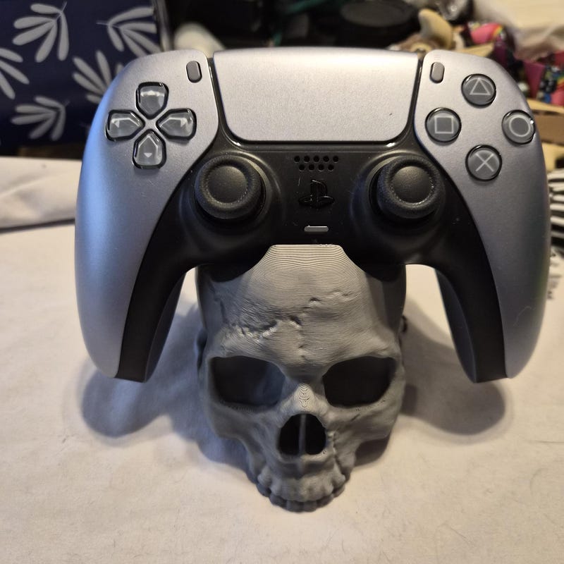 Controller Stand Skulls - Etsy