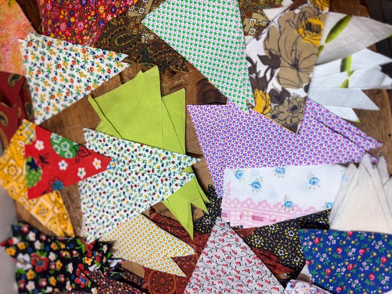Vintage Fabric Triangles – 300 Pre-cut Quilting Pieces, Mixed Patterns ...