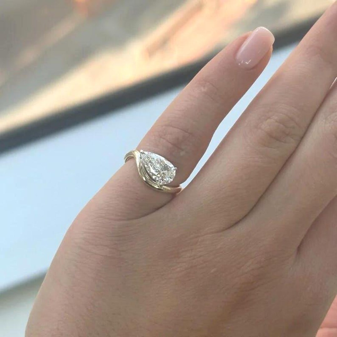 Pear Cut Solitaire Engagement Ring, Pear Cut Curved Wedding Ring ...