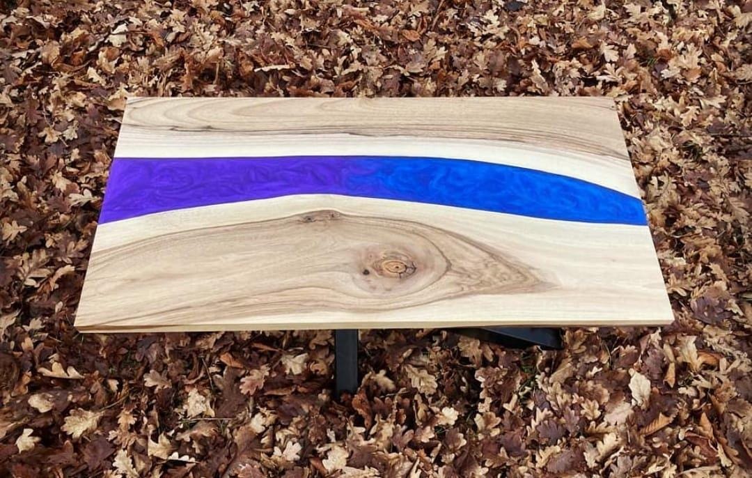 Epoxy Resin River Table Top – Custom Wood Furniture - Etsy