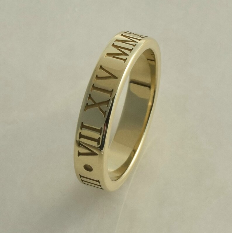 Personalized Roman Numeral Ring in 14K Yellow or White Gold - Etsy