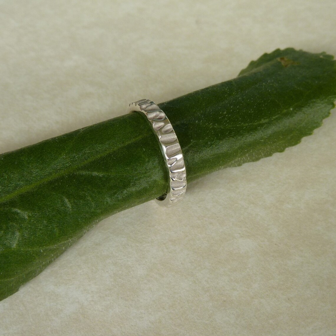 3mm Wide Tree Bark Ring in 10K Solid Gold | Etsy