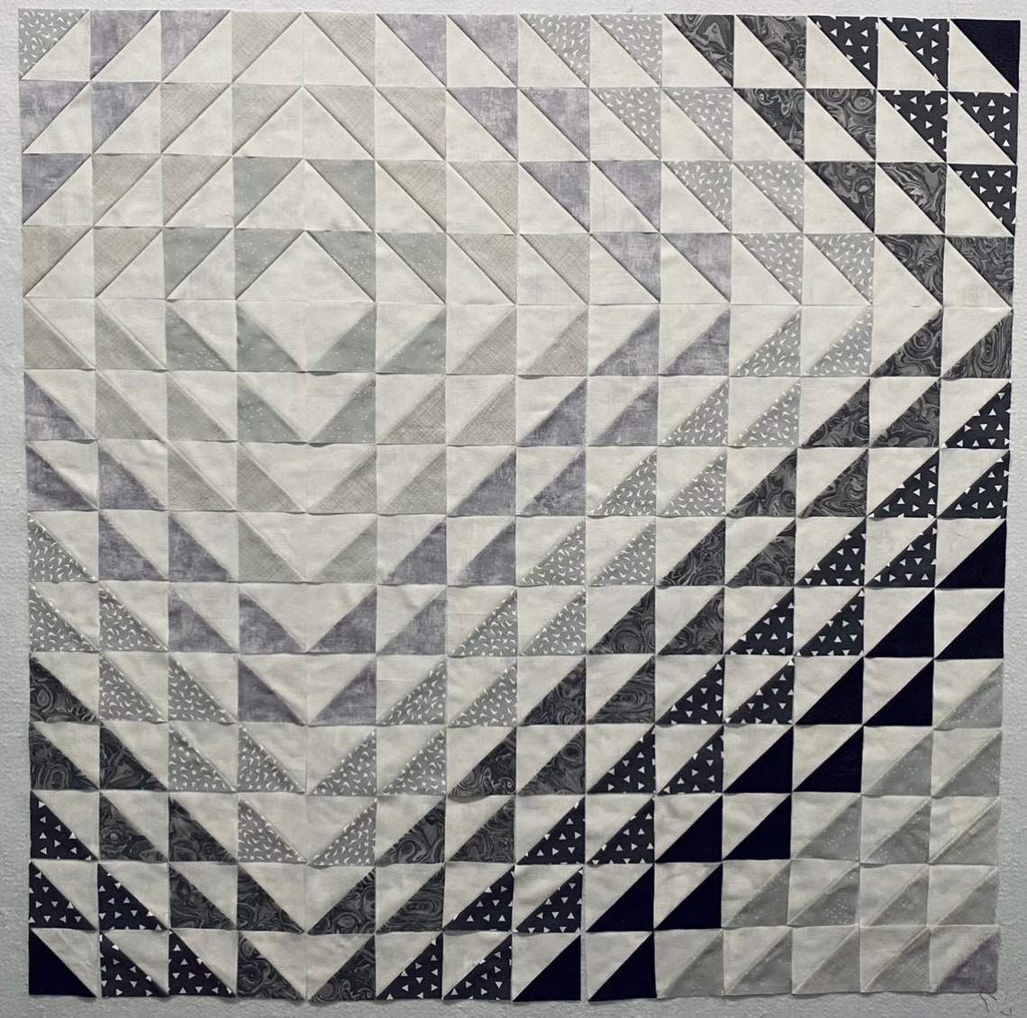 Triangle Quilt Pattern PDF fat Quarter Friendly Wavelet by Slightly ...