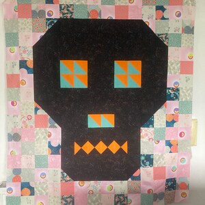 Skull Quilt Pattern PDF *scrap Friendly* Bonedigger by Slightly Biased ...