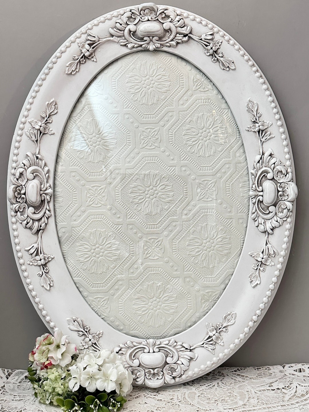 Antique 14 X 20 Oval White Frame With Glass, 14x20 Oval Picture Frame ...