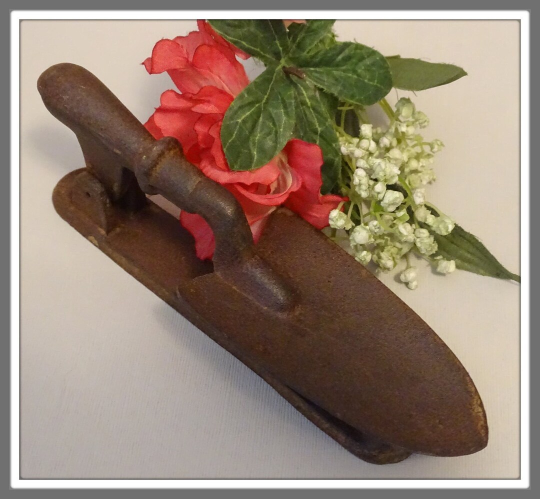 Rustic Trowel Door Knocker, Cast Iron Trowel Shovel Door Knocker, Door ...