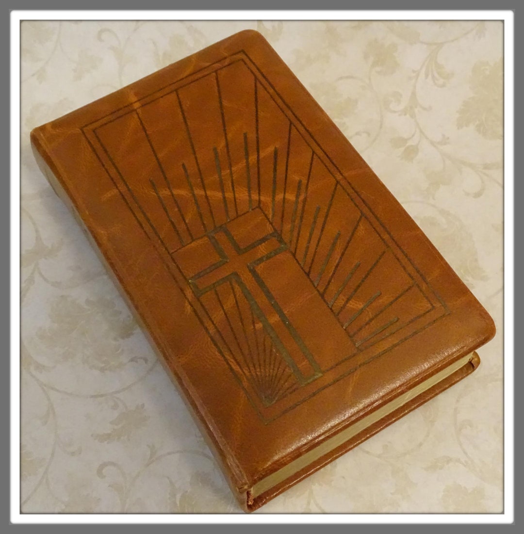 Vintage French Missal, 1966 Vintage French Missel Decorative Leather ...