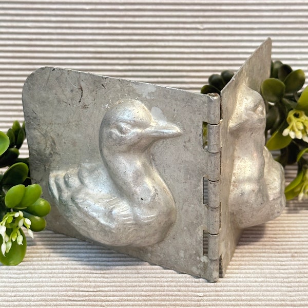 Vintage Tin Molds - Etsy