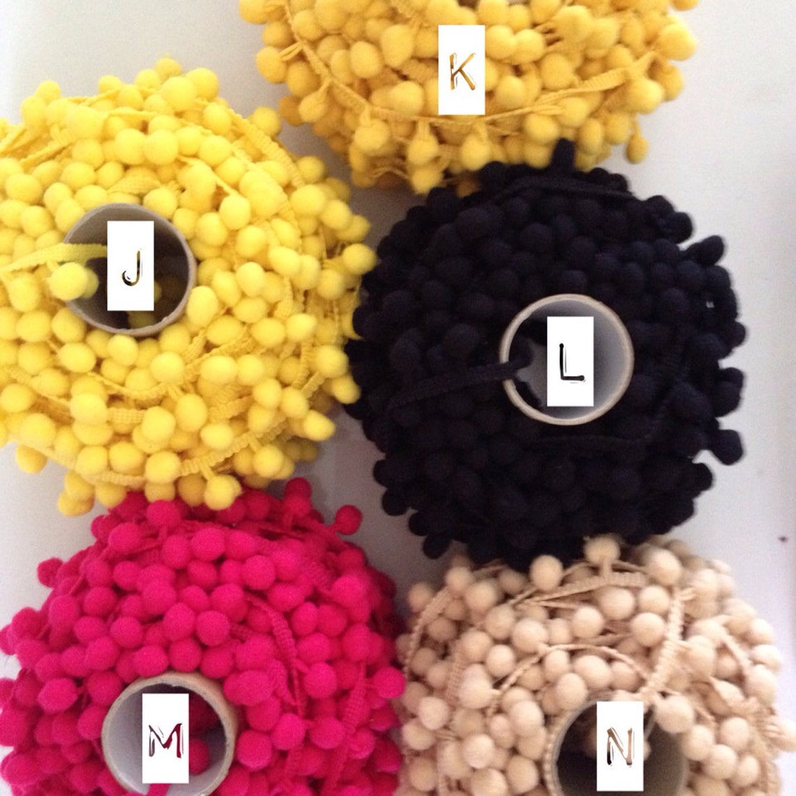 Big Pom Pom String - Etsy