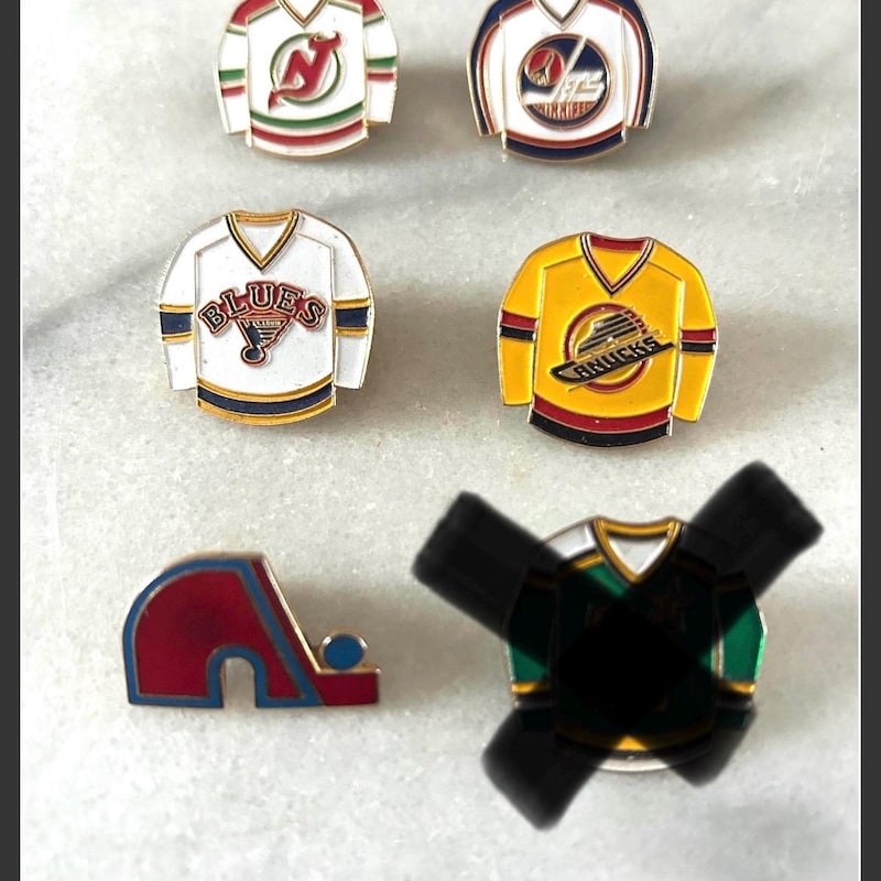 Hockey Buttons - Etsy Canada