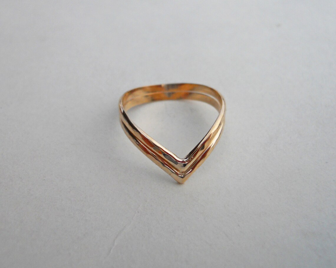 Double Chevron V Ring Hammered 14k Gold Filled - Etsy