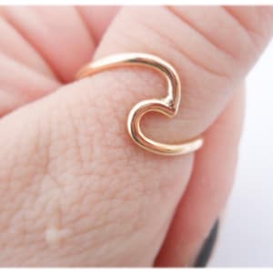 14k Gold Filled - Ocean Wave Ring - Etsy
