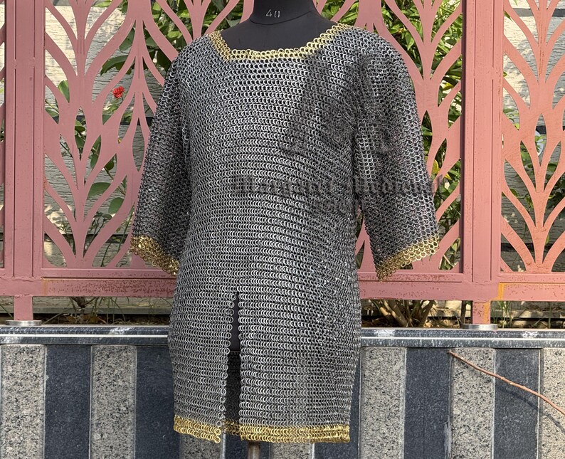 Handmade Mild Steel Chainmail Shirt: Medieval LARP Armor Haubergeon - Etsy