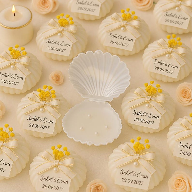 White Rose Pearl Shell Candle Favor: Dried Flowers, Personalized Tag - Etsy