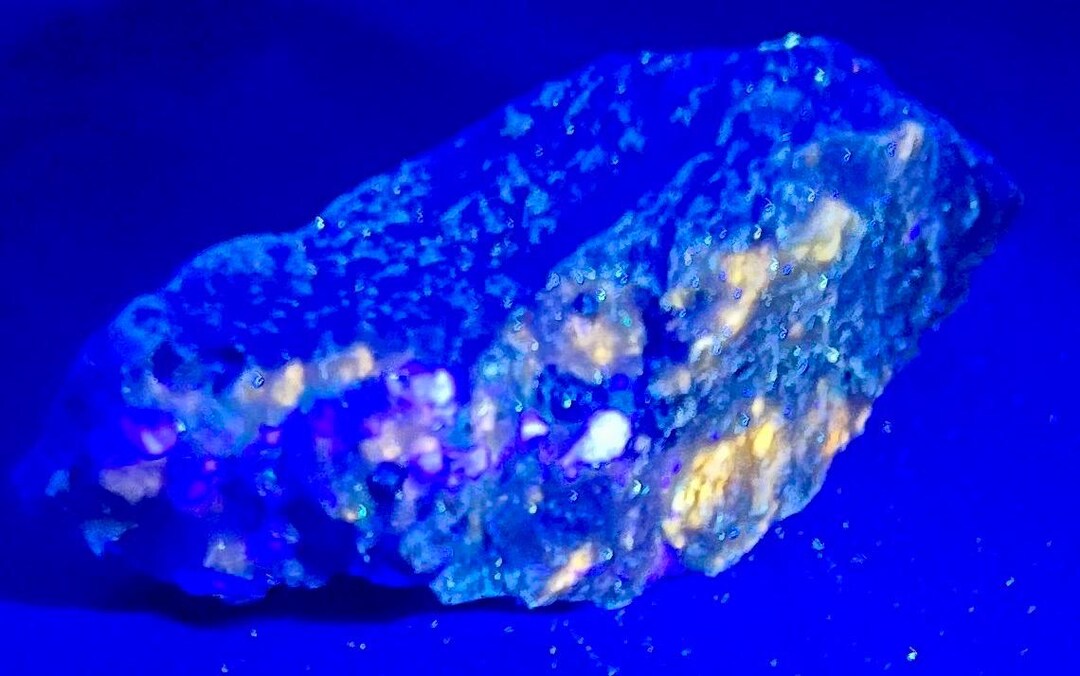 UV Reactive Silver Zinc Ore Specimen Fluorite Sphalerite - Long & Short ...