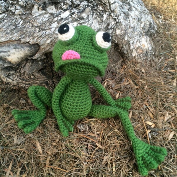 Fergus Frog Pattern - Etsy