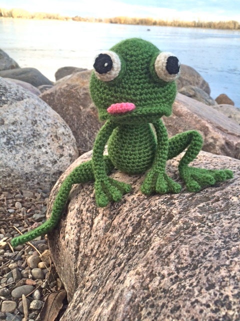 INSTANT DOWNLOAD Crochet Pattern PDF File Fergus the Frog - Etsy