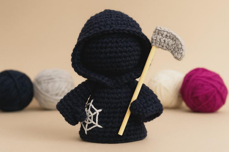 Grim Reaper Crochet Pattern PDF | Halloween Amigurumi Doll | Scythe ...
