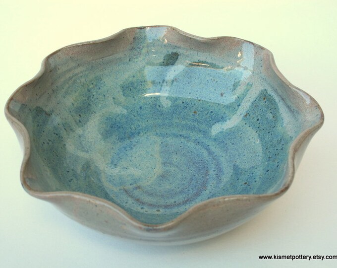 Handmade Pottery Serving Bowl // Stoneware Ceramic Bowl in Beautiful ...