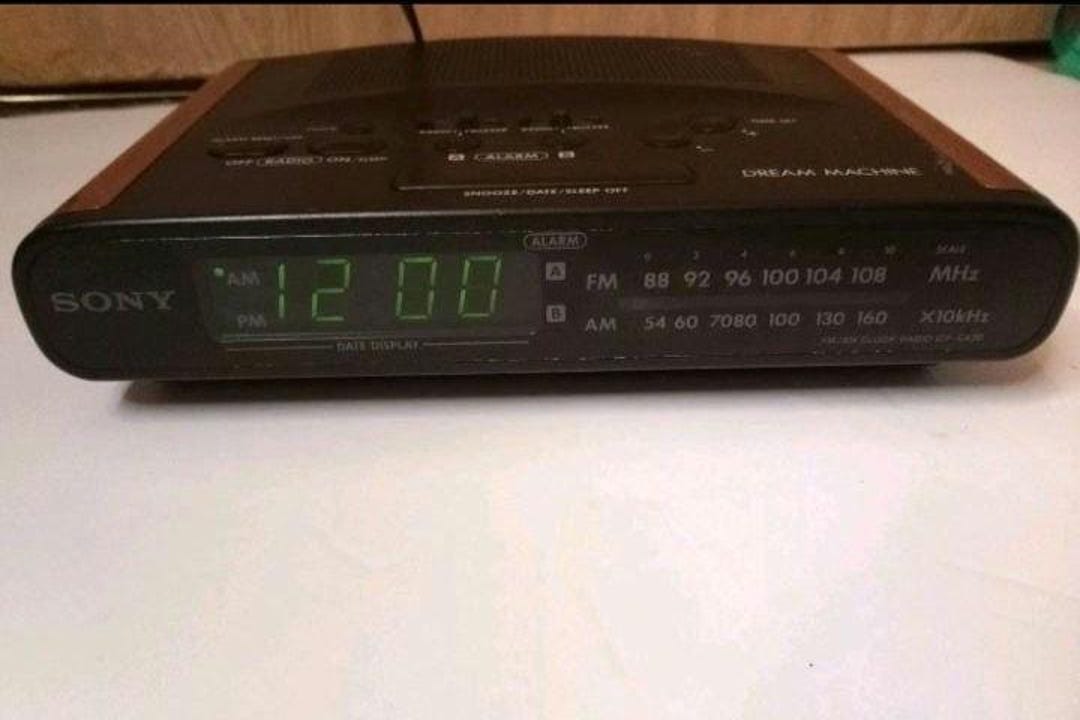 Sony Dream Machine Am/fm Clock Radio ICF-C25 Vintage Black Wood ...