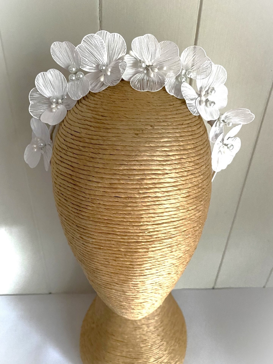 White Spring Racing Flower Fascinator Ipswich Cup Melbourne Cup White ...