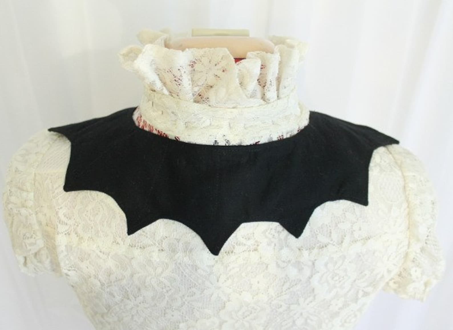 Made to Order: Batwing Collar - Etsy