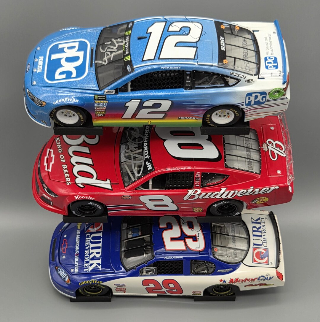 3 Car Slanted Desk or Wall Display 1/24 Scale - Etsy
