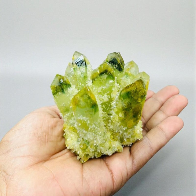 Large Peridot Specimens - Etsy