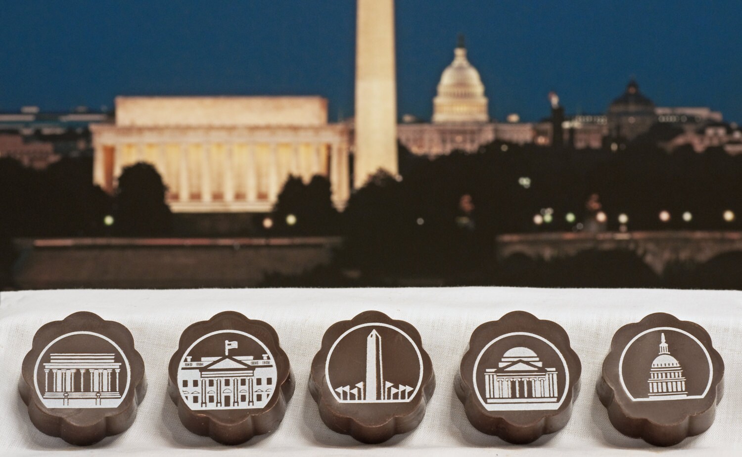 Washington DC Monument CHOCOLATES | DC Monument Cherry Blossom Festival ...