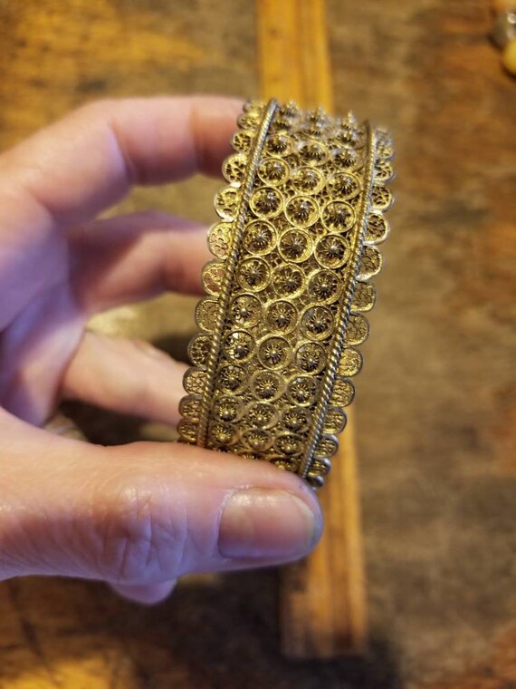 Vintage closed cuff with clasp bronze fancy detailed … - Gem